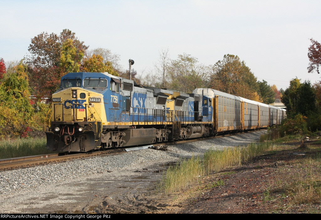 CSX train Q217